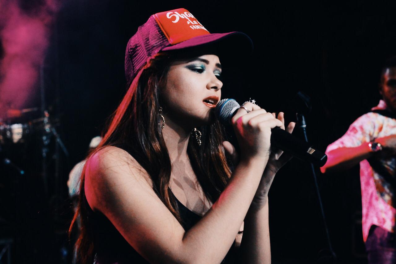 Sharina, la joven voz fantástica del vallenato | Expresión Naranja